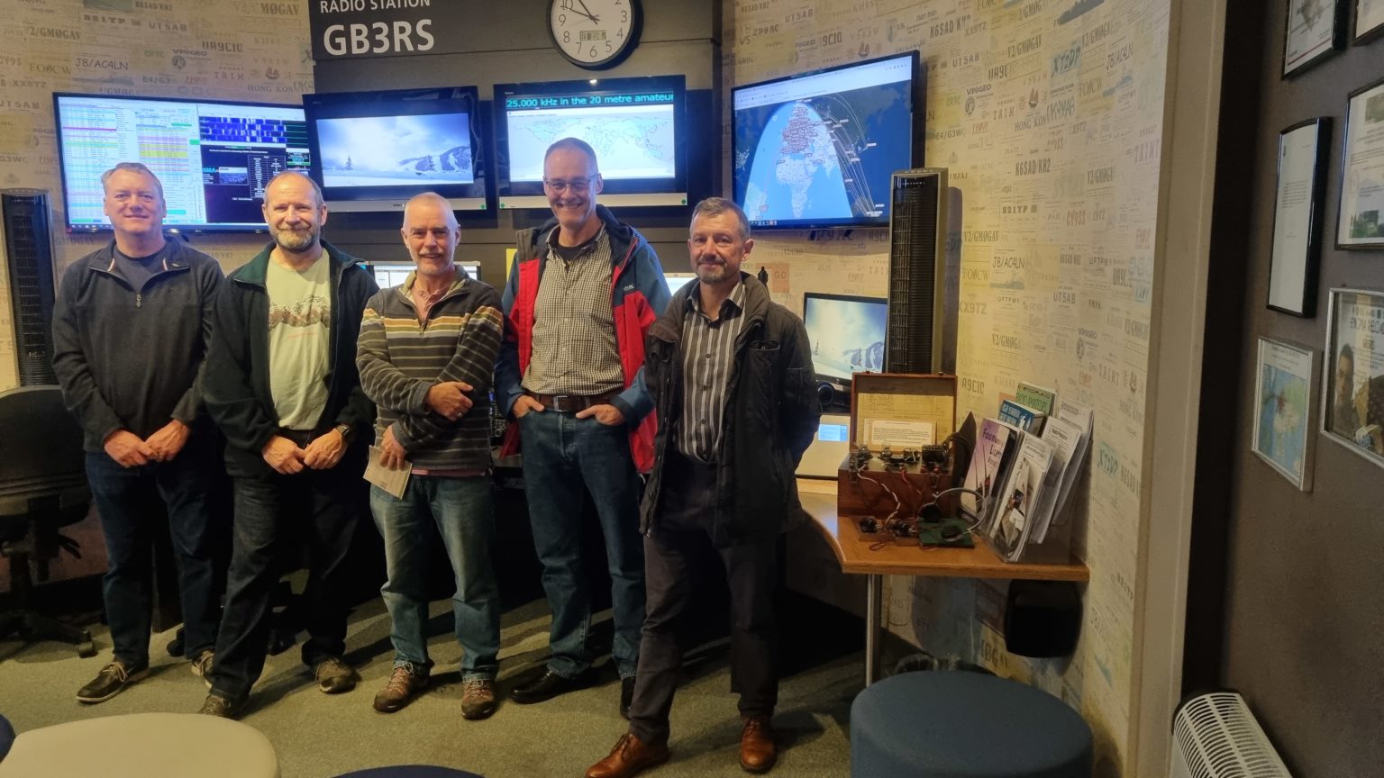 Former BBC engineers visit RSGB National Radio Centre - Radio Society ...